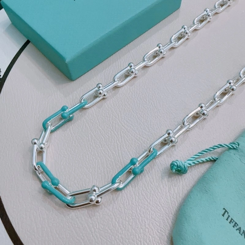 Cut-rate Tiffany Necklaces