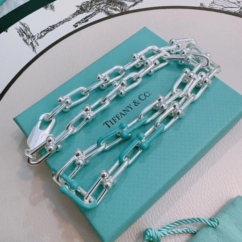 Cut-rate Tiffany Necklaces