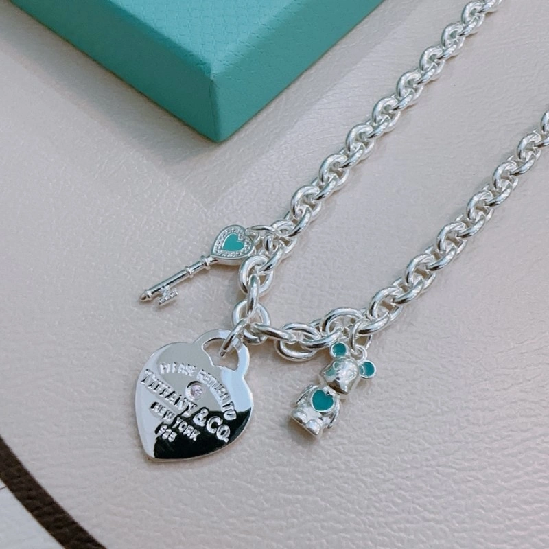 Bargain Tiffany Necklaces