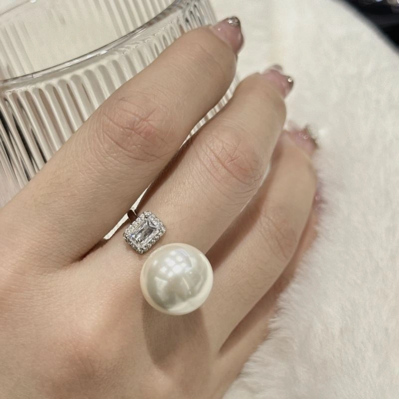 Cut-rate Tiffany Rings