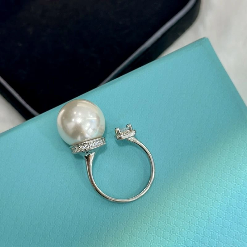Cut-rate Tiffany Rings