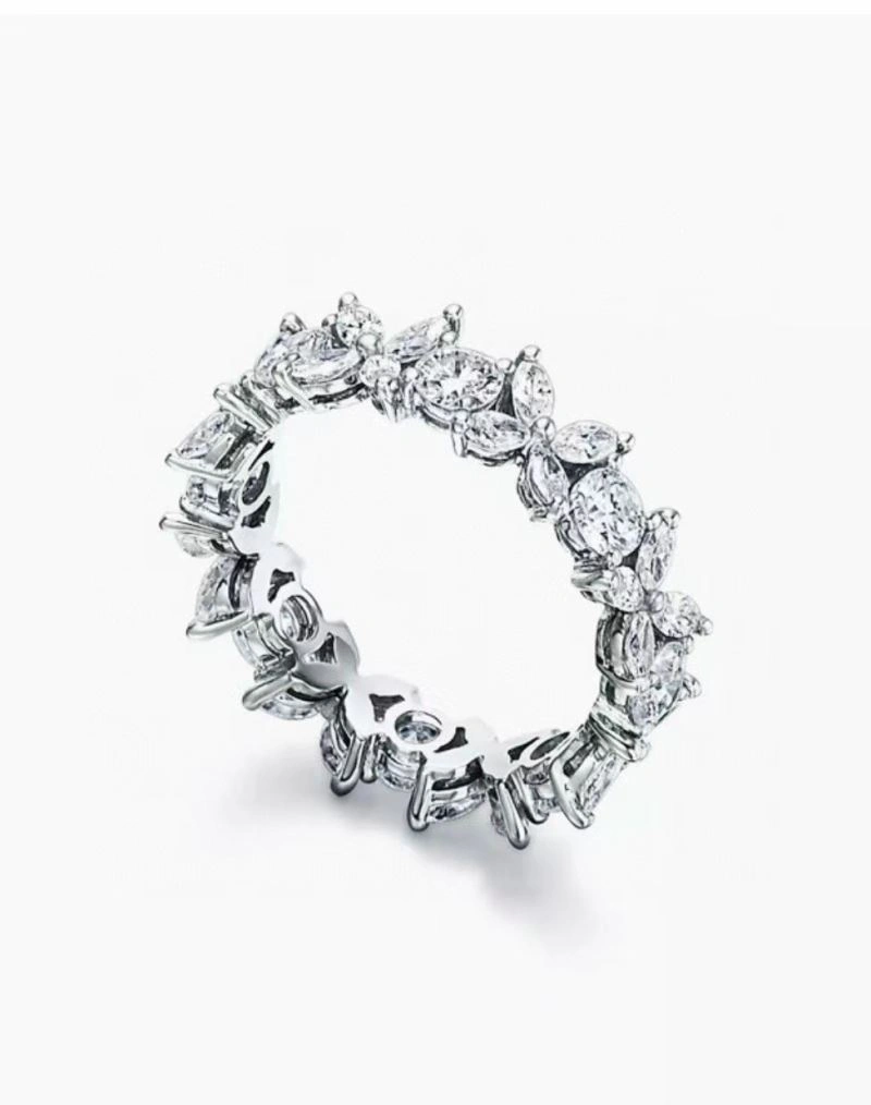 Indistinguishable Tiffany Rings