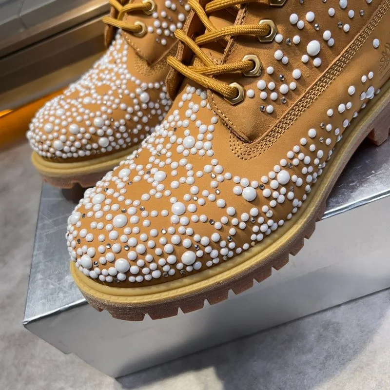 Inexpensive Timberland Boots