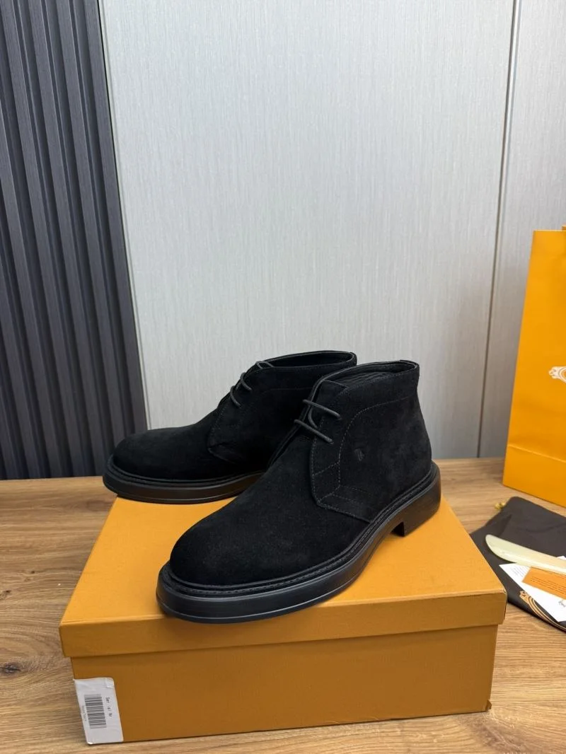 High fidelity Tods Boots