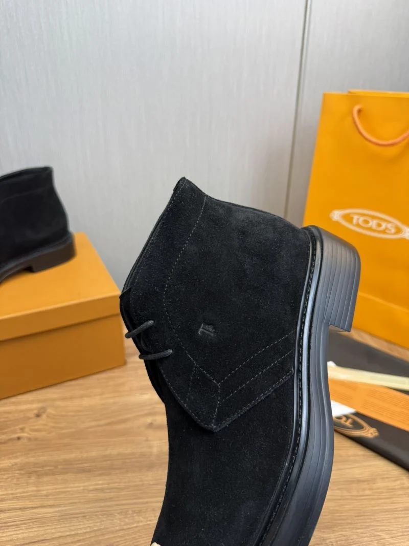 High fidelity Tods Boots