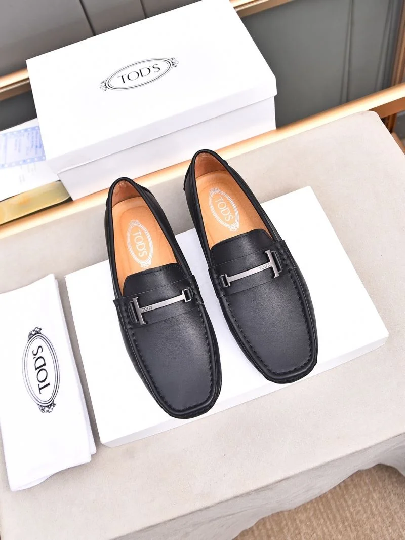 Indistinguishable Tods Shoes