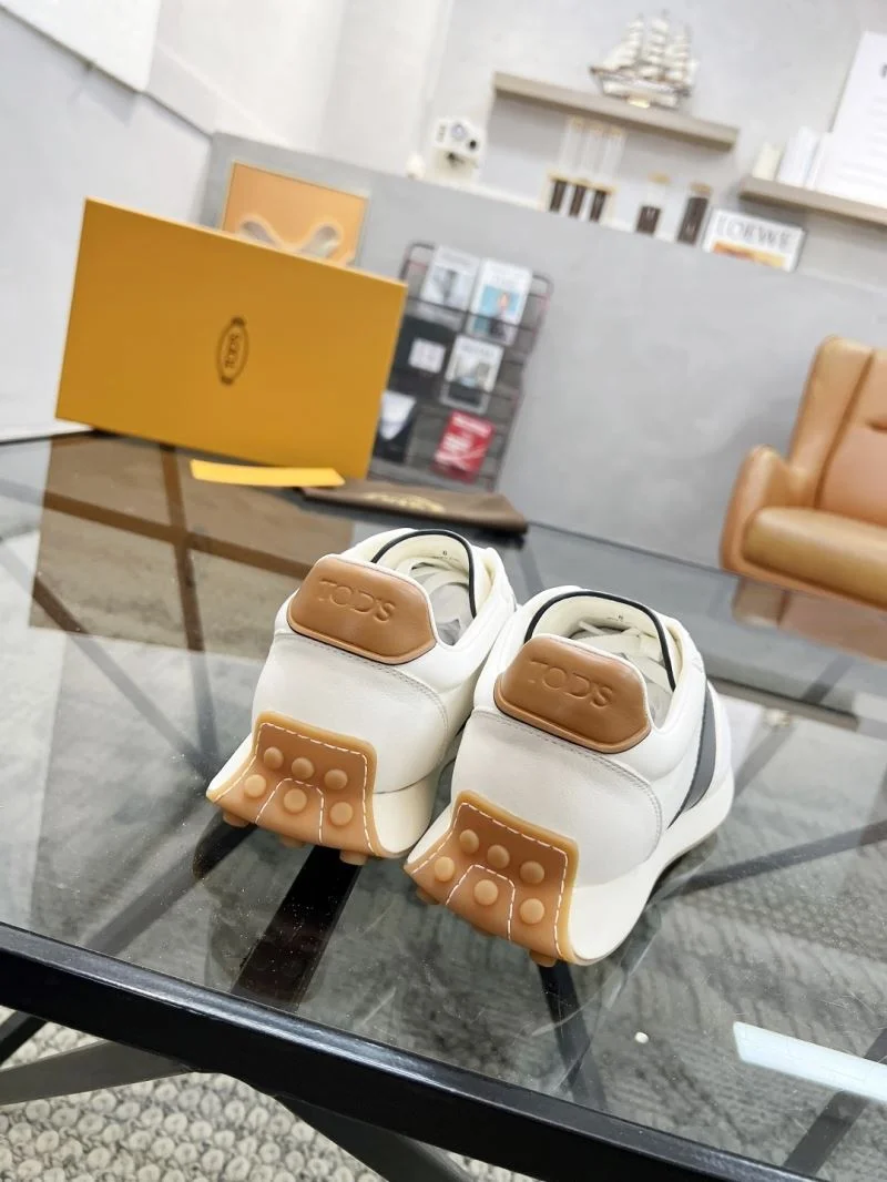 Top mirror Tods Shoes