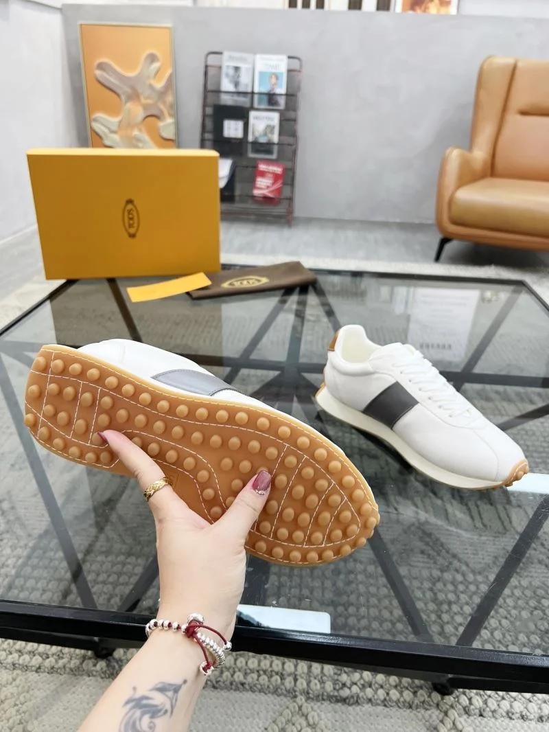 Top mirror Tods Shoes