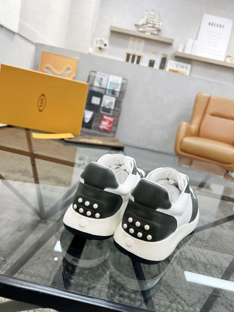 Accurate model Tods Shoes
