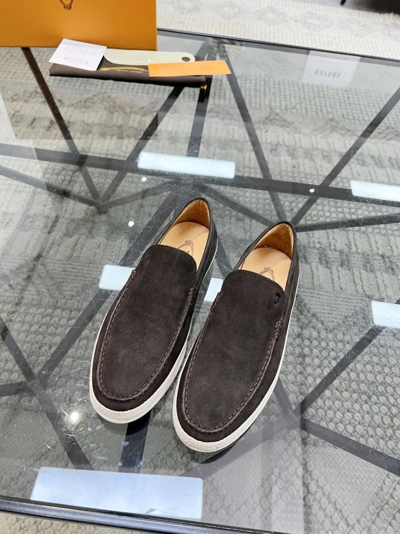 Indistinguishable Tods Shoes