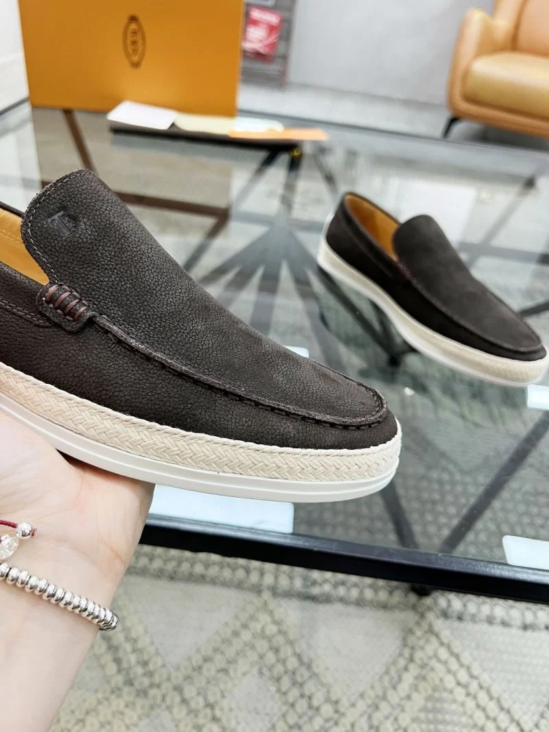 Indistinguishable Tods Shoes