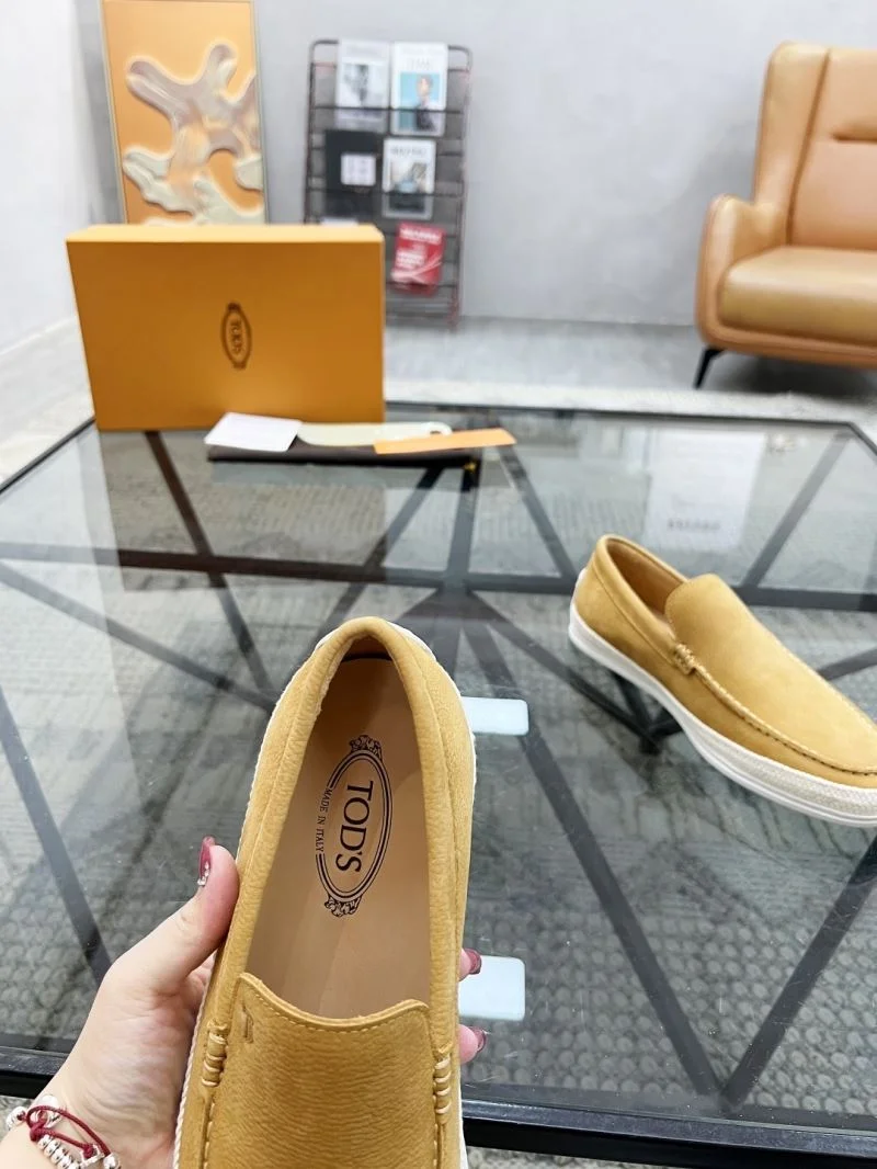 Value-priced Tods Shoes