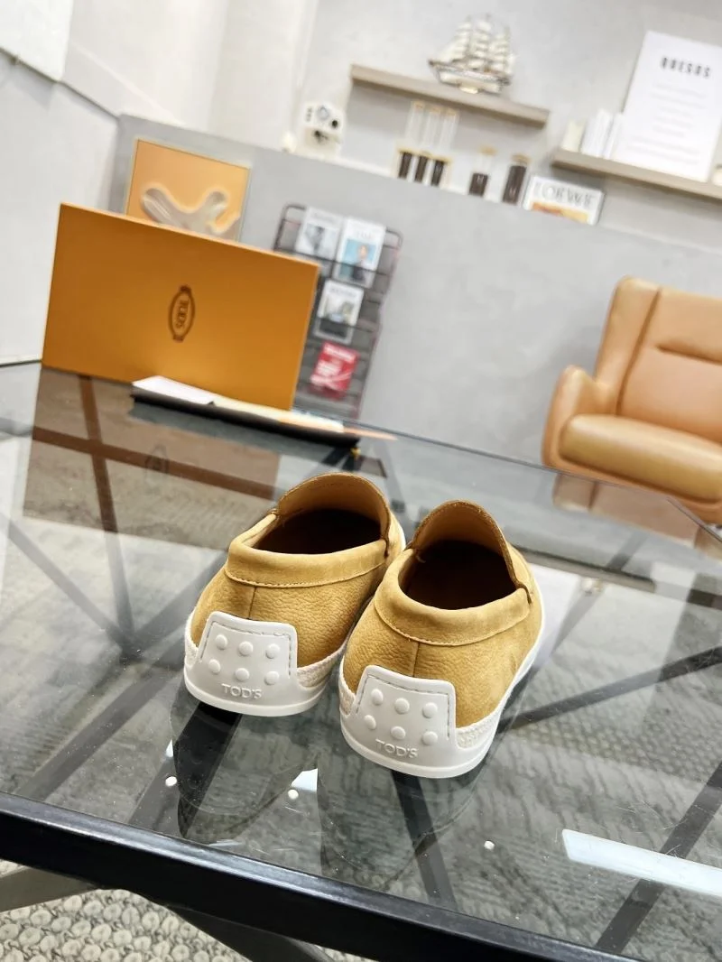 Value-priced Tods Shoes