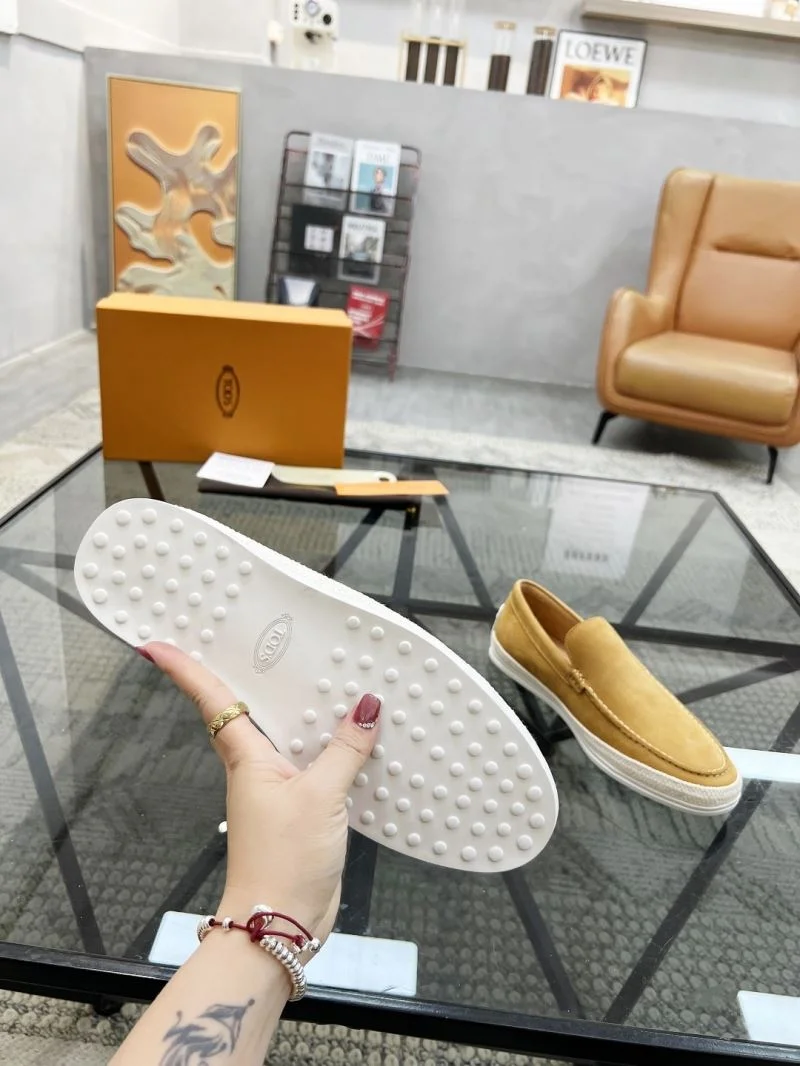 Value-priced Tods Shoes