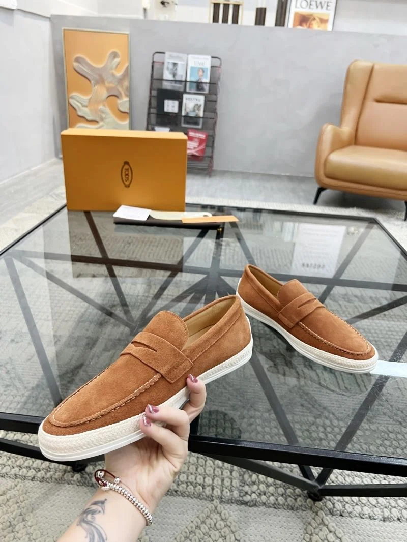 Indistinguishable Tods Shoes