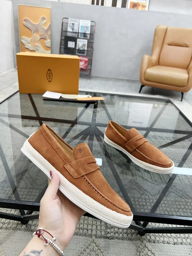 Indistinguishable Tods Shoes