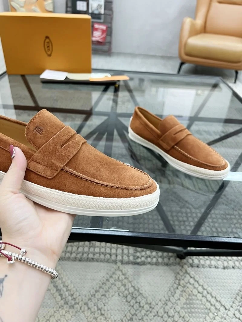 Indistinguishable Tods Shoes