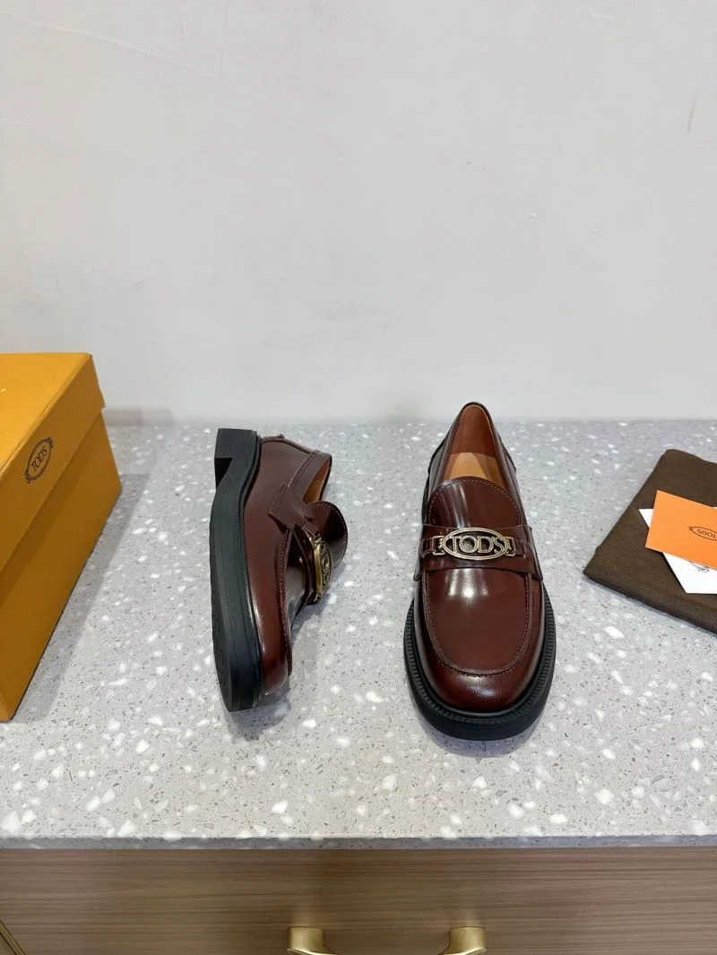 Value-priced Tods Shoes