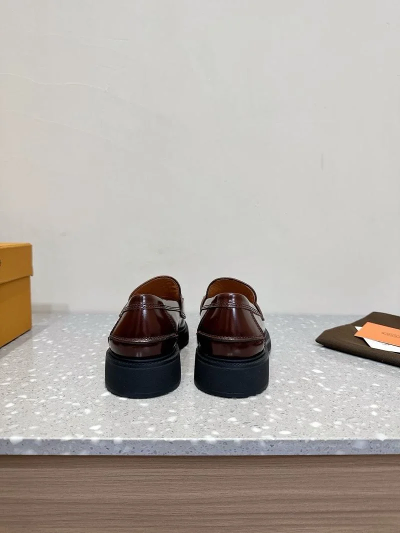 Value-priced Tods Shoes