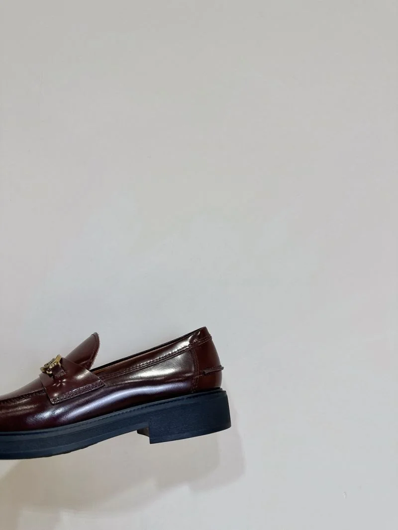 Value-priced Tods Shoes