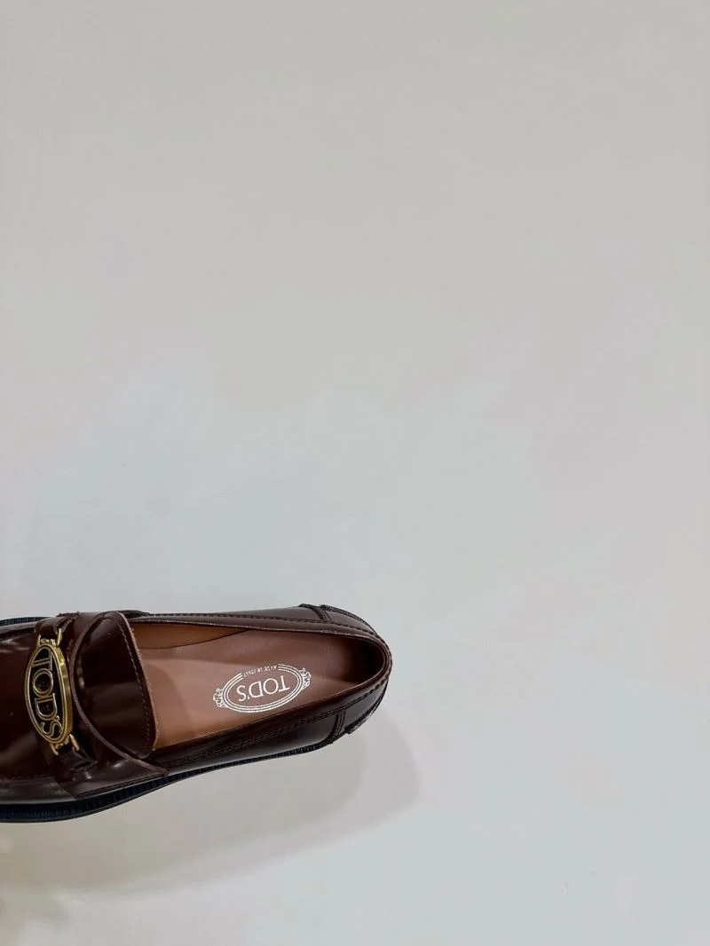 Value-priced Tods Shoes