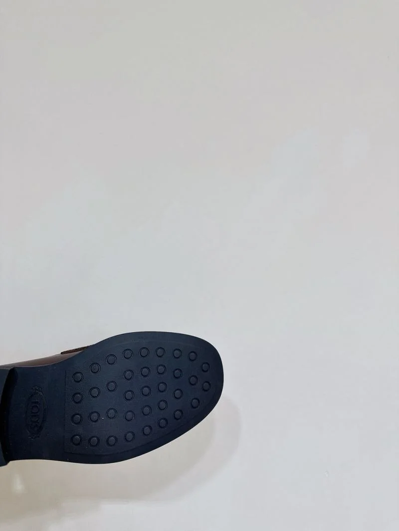 Value-priced Tods Shoes