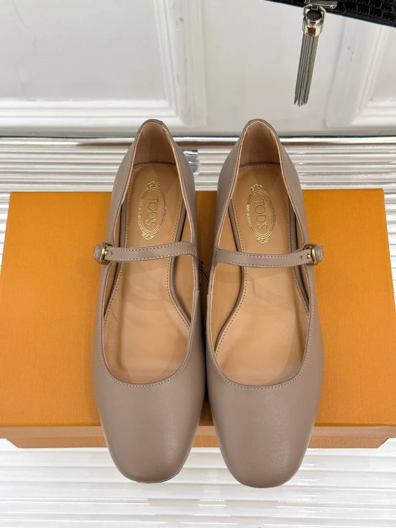 Mirror quality Tods Shoes
