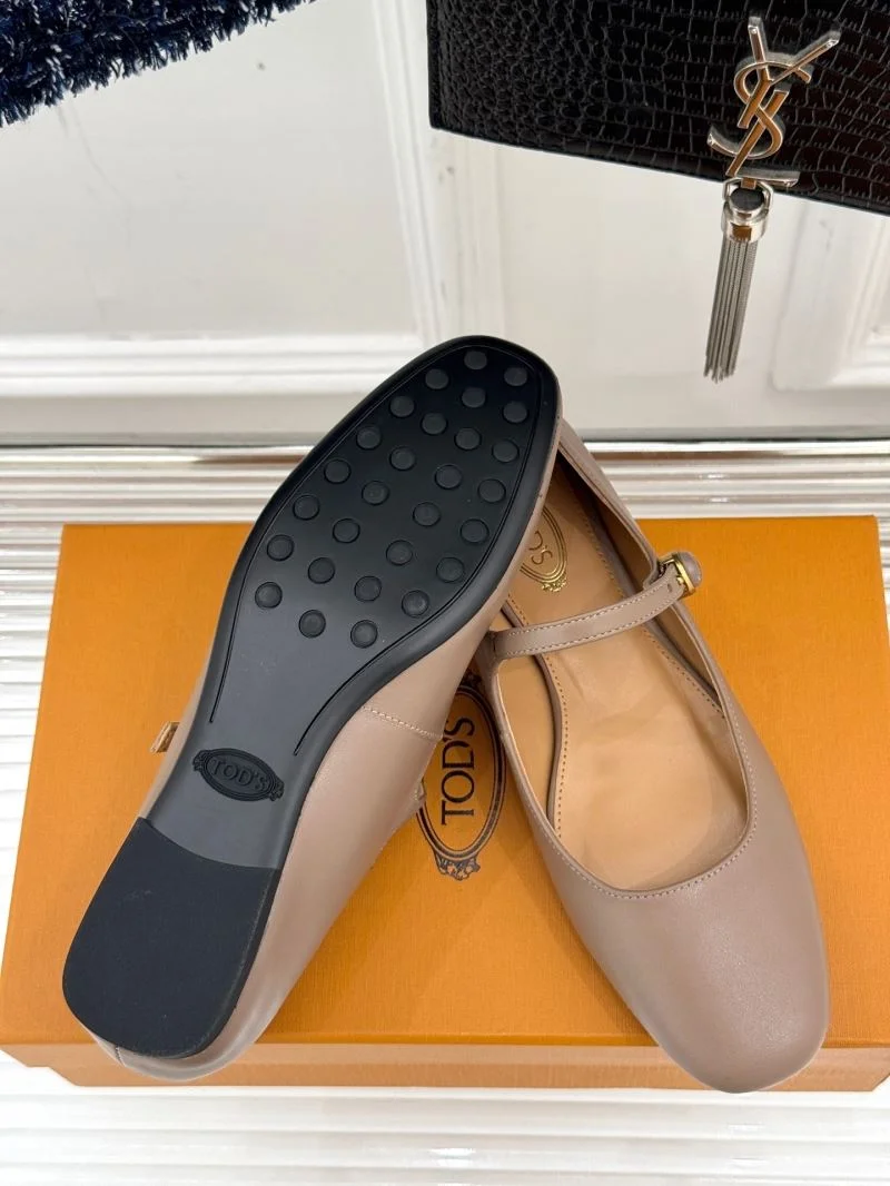 Mirror quality Tods Shoes