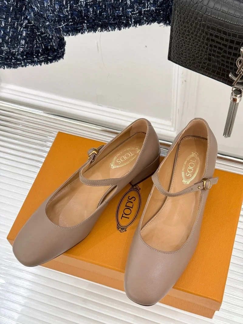 Value-priced Tods Shoes