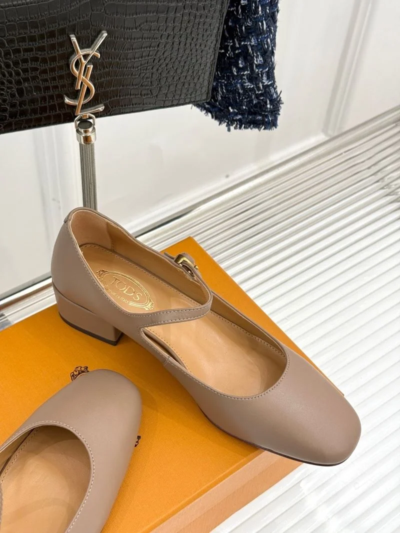 Value-priced Tods Shoes