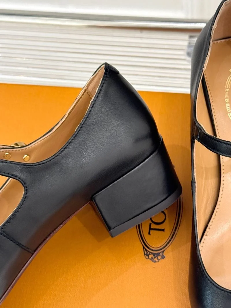 Mirror quality Tods Shoes