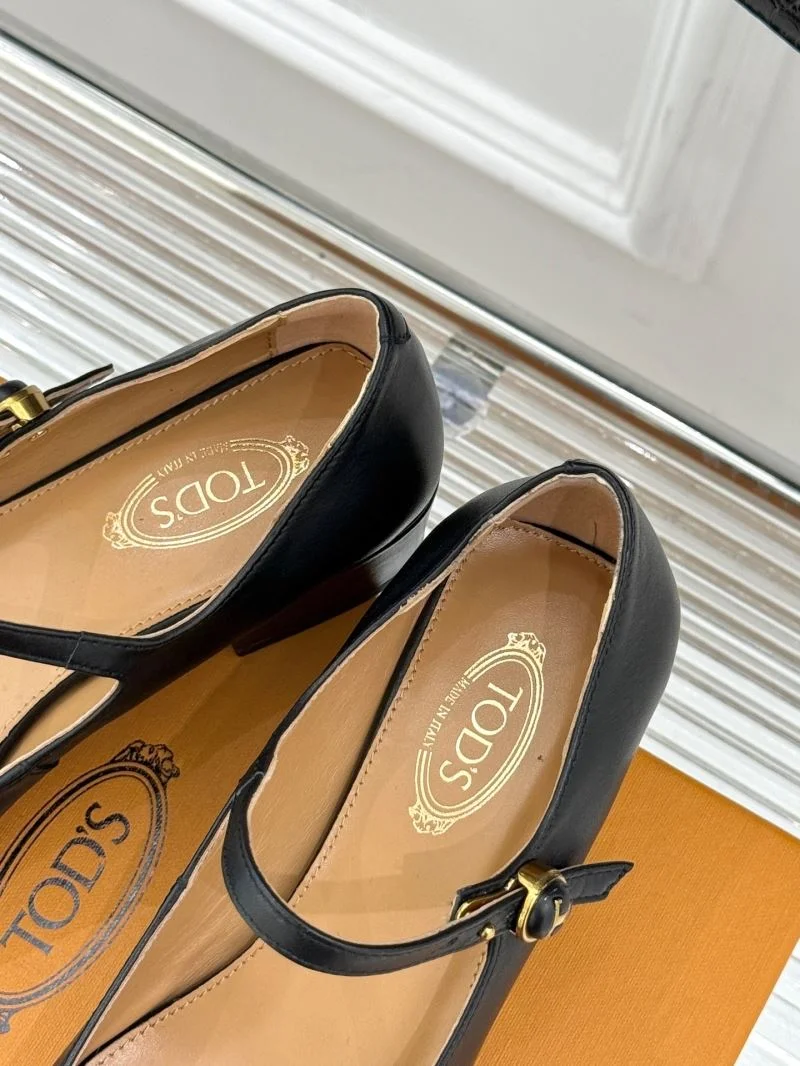 Mirror quality Tods Shoes