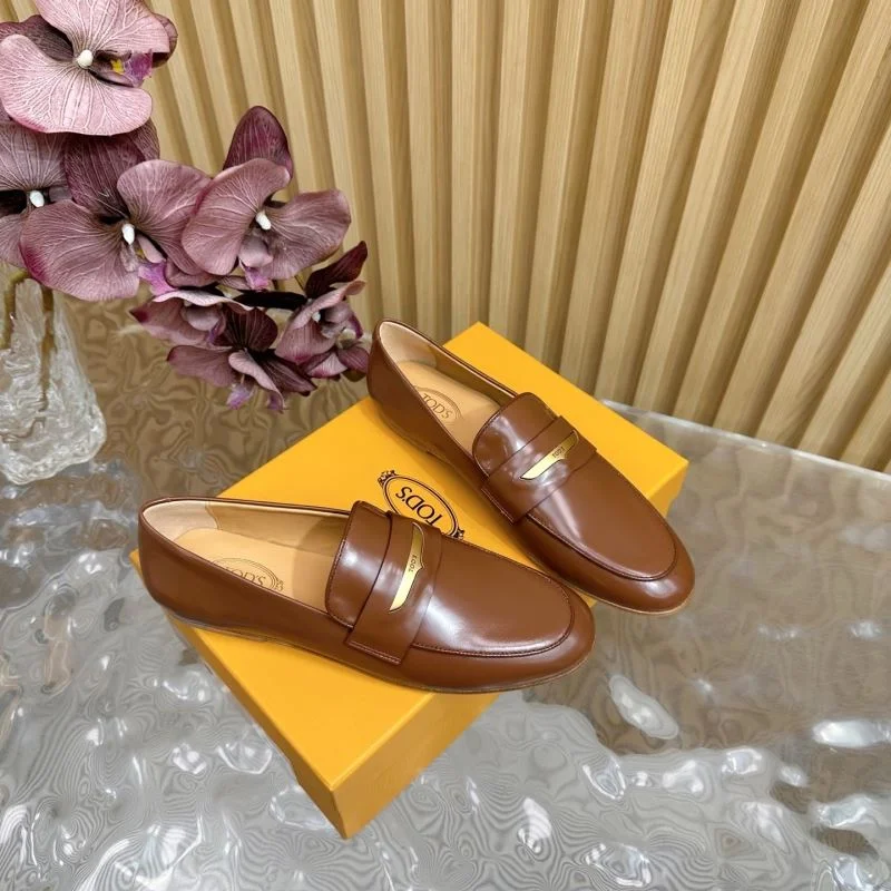 Value-priced Tods Shoes