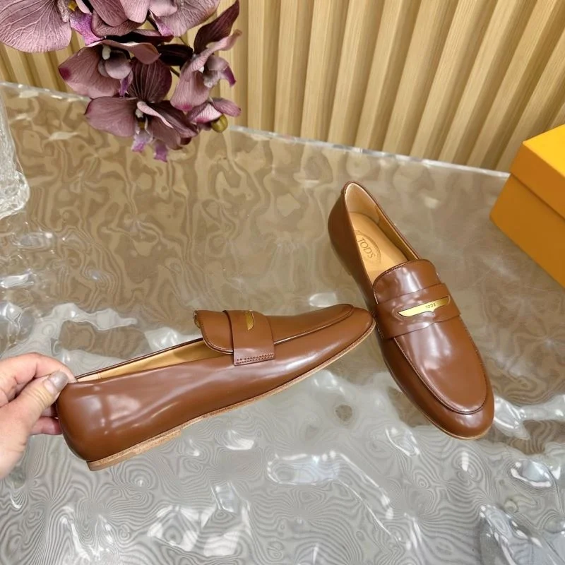 Value-priced Tods Shoes