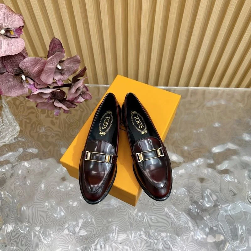 Cut-rate Tods Shoes