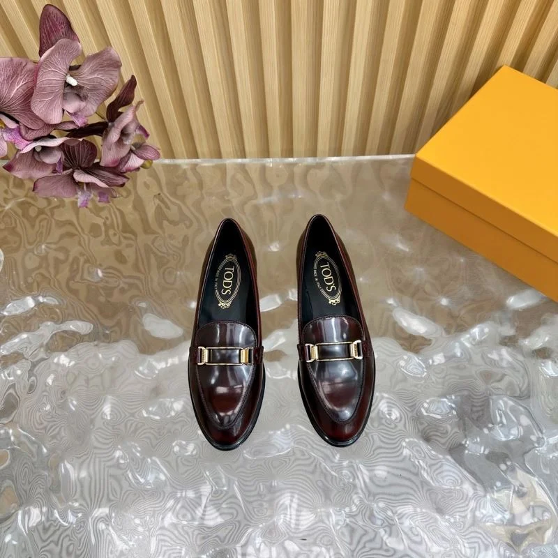 Cut-rate Tods Shoes