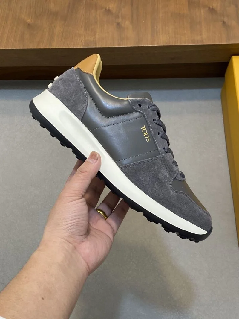 Accurate model Tods Shoes