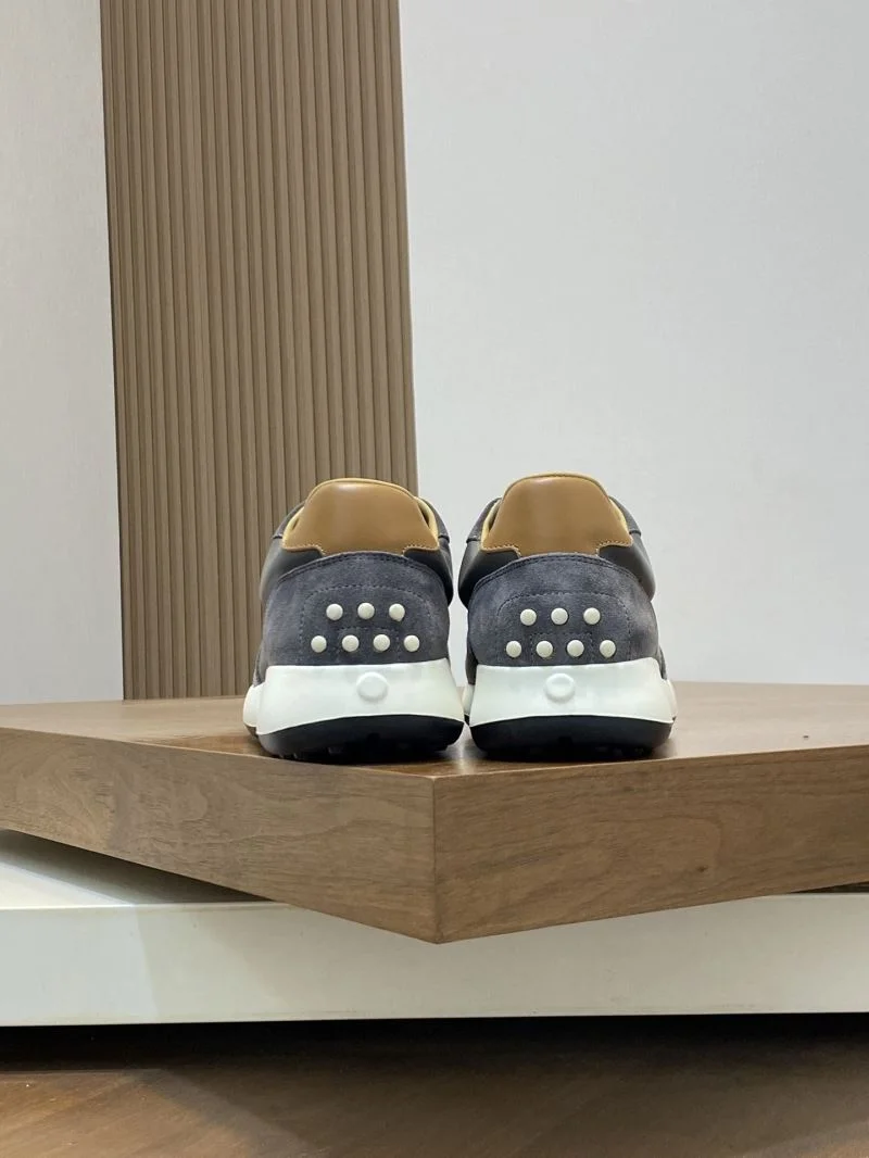 Accurate model Tods Shoes