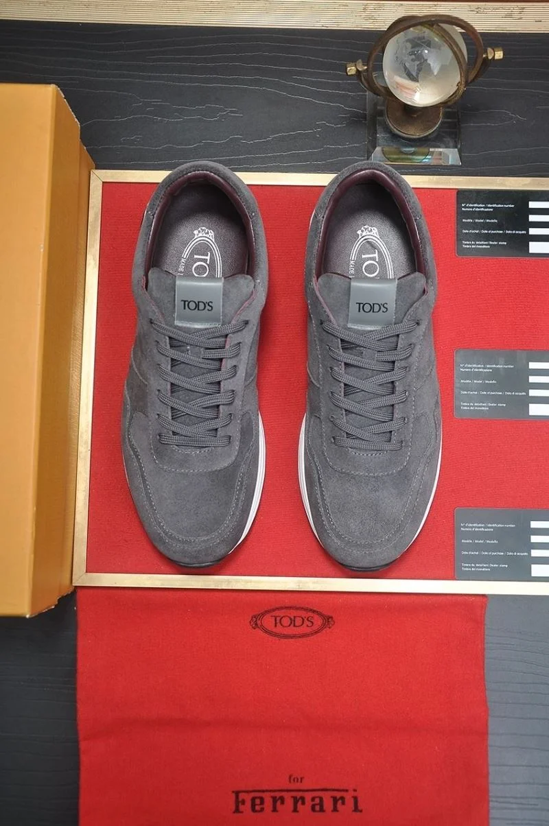 Exact replica Tods Shoes