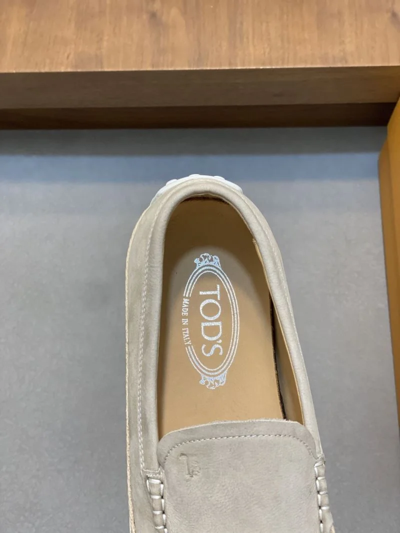 Cut-rate Tods Shoes