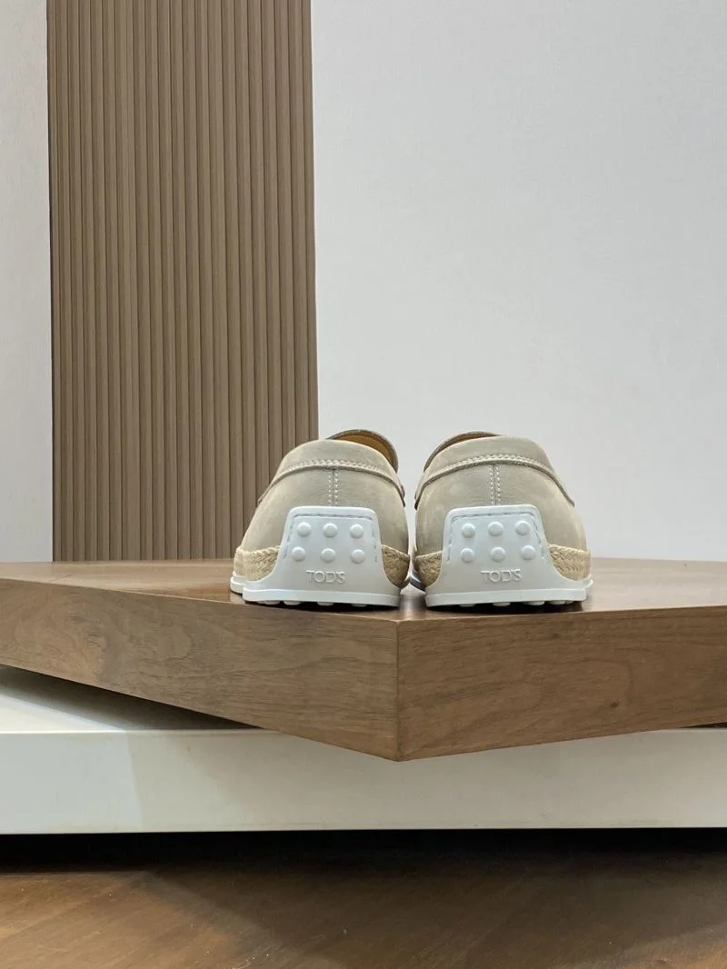Cut-rate Tods Shoes