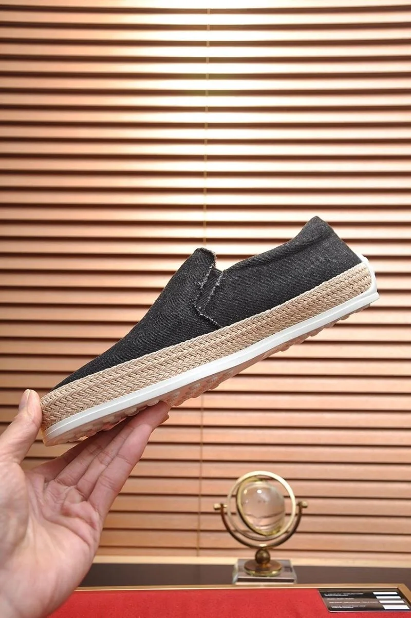Indistinguishable Tods Shoes