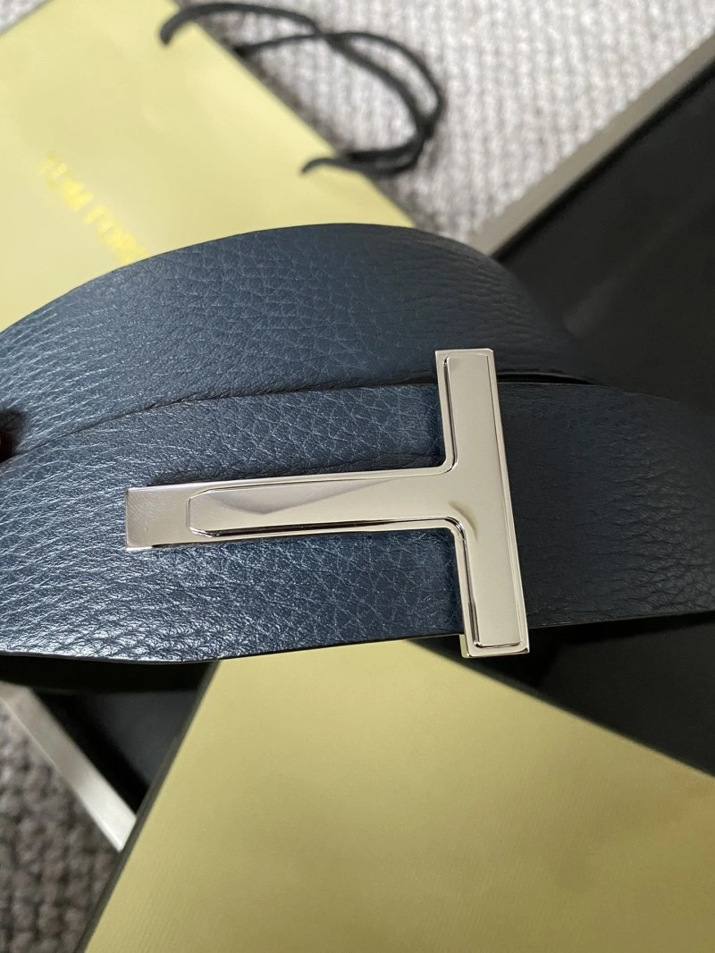 Top mirror Tom Ford Belts