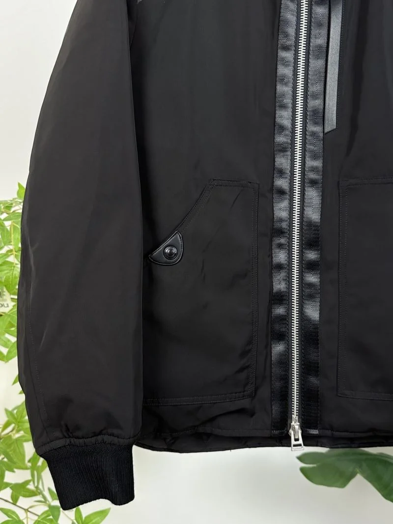 Top mirror Tom Ford Down Jackets