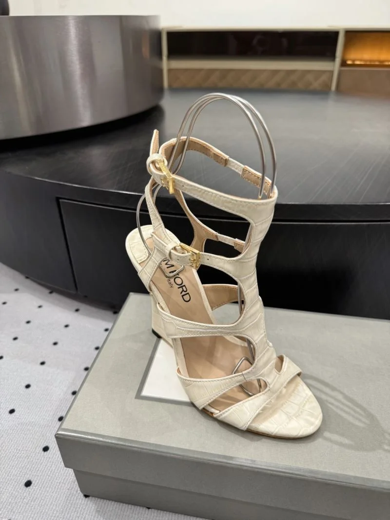 Accurate model Tom Ford Sandals