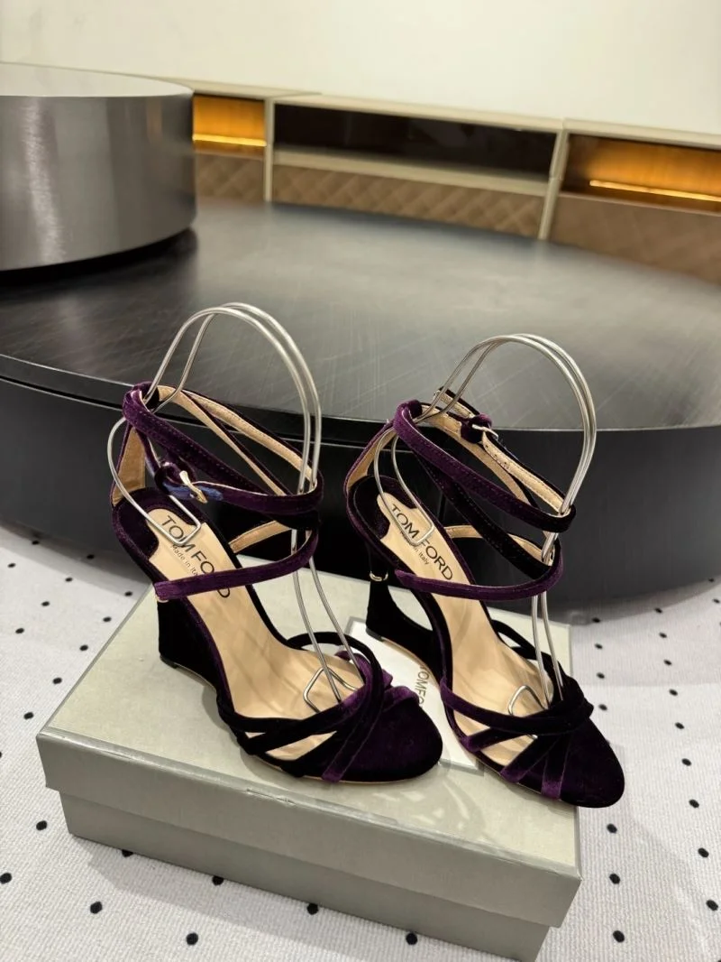 Accurate model Tom Ford Sandals