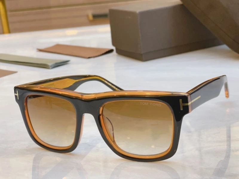 Accurate model Tom Ford Sunglasses
