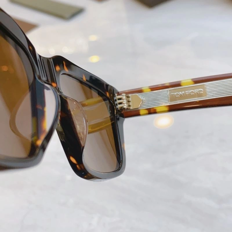 Top mirror Tom Ford Sunglasses
