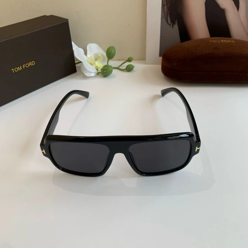 High fidelity Tom Ford Sunglasses