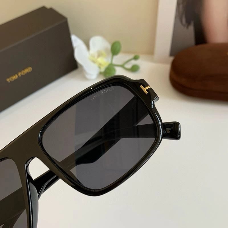 High fidelity Tom Ford Sunglasses